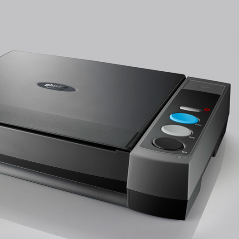 Recensione Plustek OpticBook 3900, scanner per libri compatibile con ...