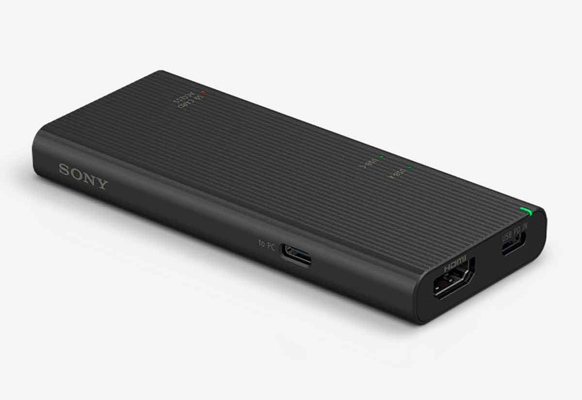 Sony, un hub USB-C multifunzione super veloce con lettore di schede SD ...