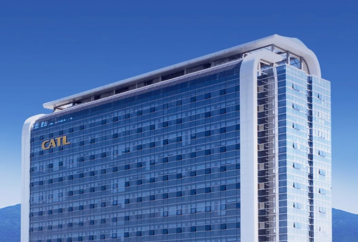 Tesla economica, CATL collabora per le batterie - macitynet.it