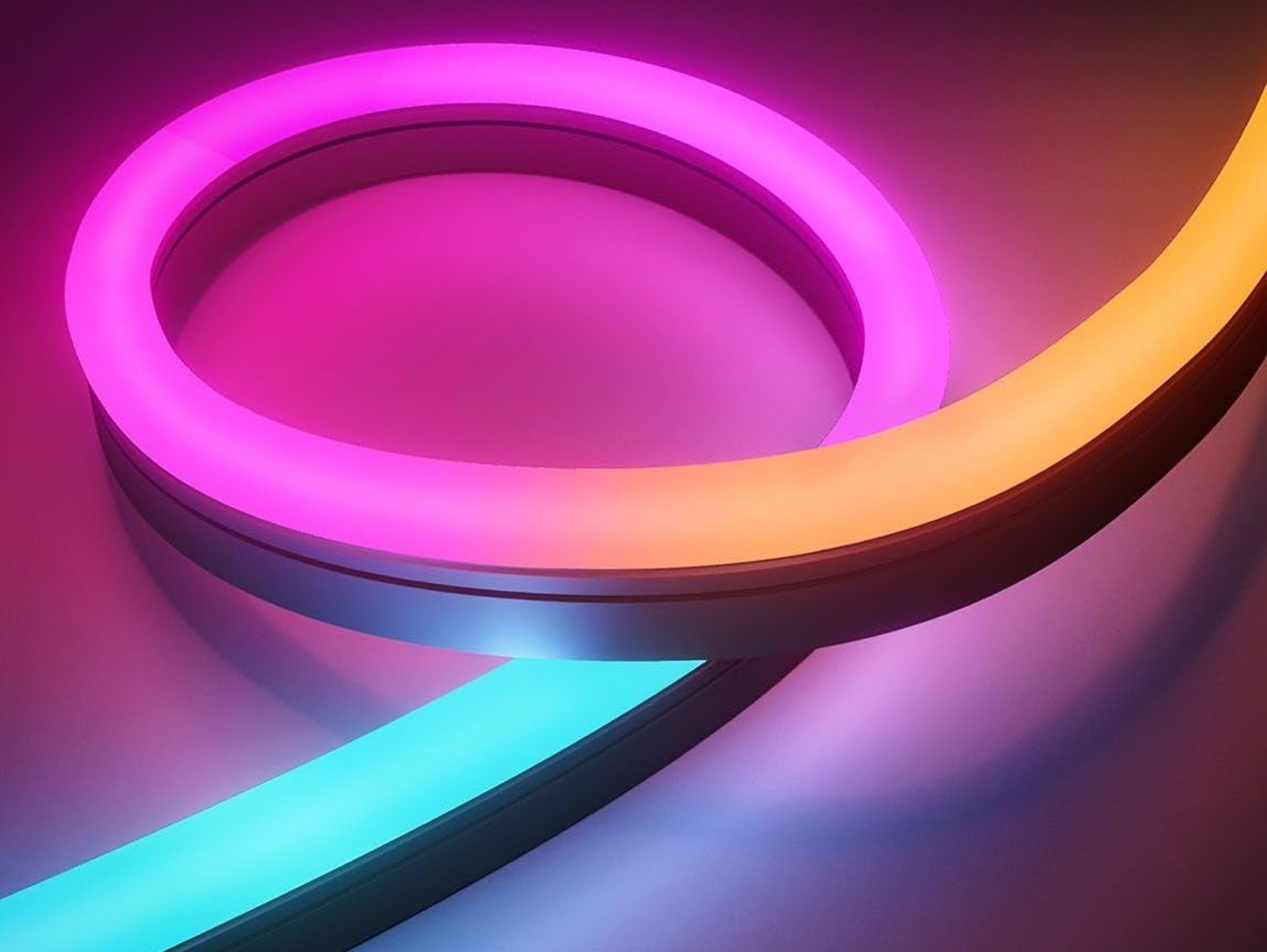 Govee RGBIC, striscia LED Smart multicolore per esterni - macitynet.it