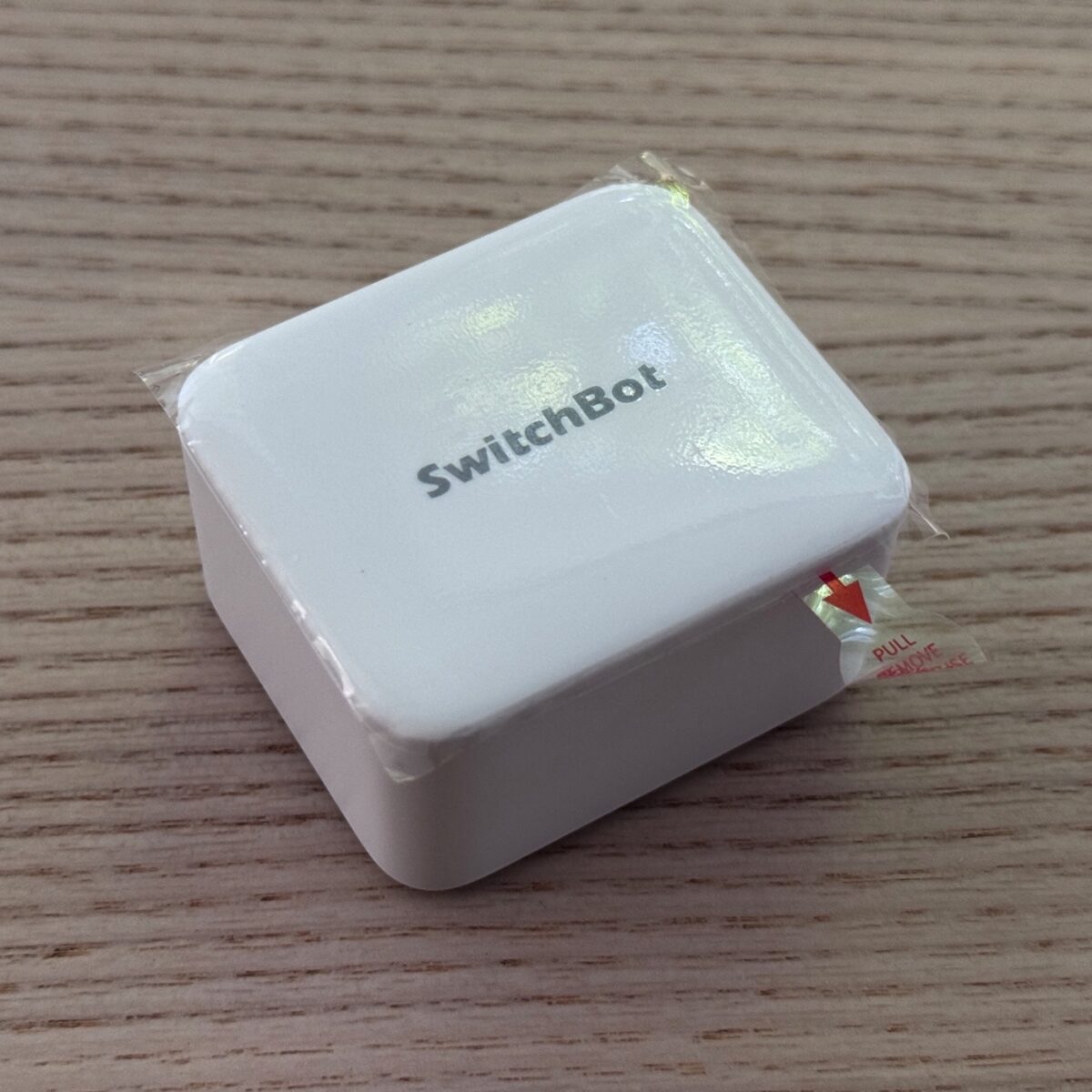 Recensione SwitchBot Bot, attiva cancelli, garage e interruttori senza ...