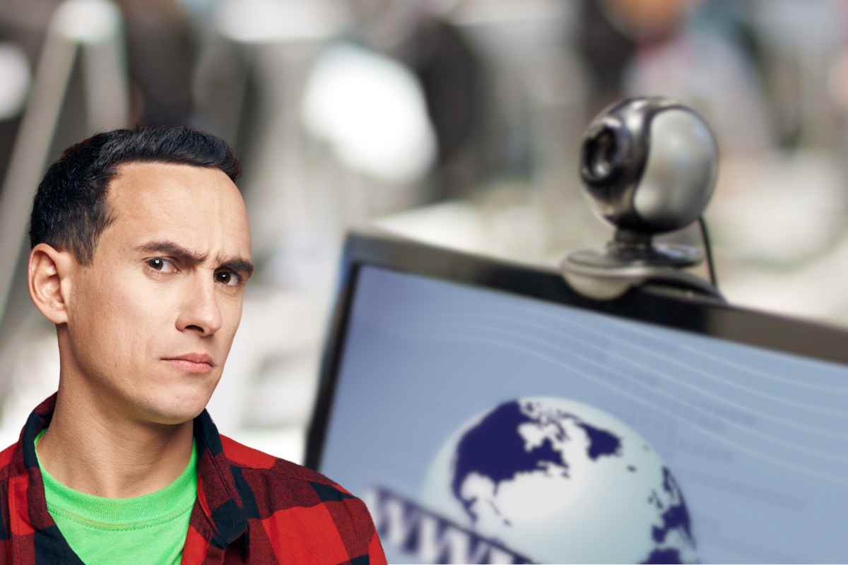 Webcam a rischio, ecco come capire se qualcuno ti sta spiando: i consigli degli esperti ...