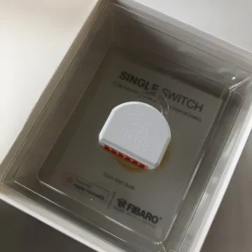 Recensione Fibaro Switch per HomeKit: rende smart qualsiasi ...